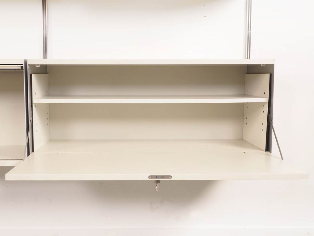 Large Vitsoe 606 Universal Shelving System – Dieter Rams - VAEN